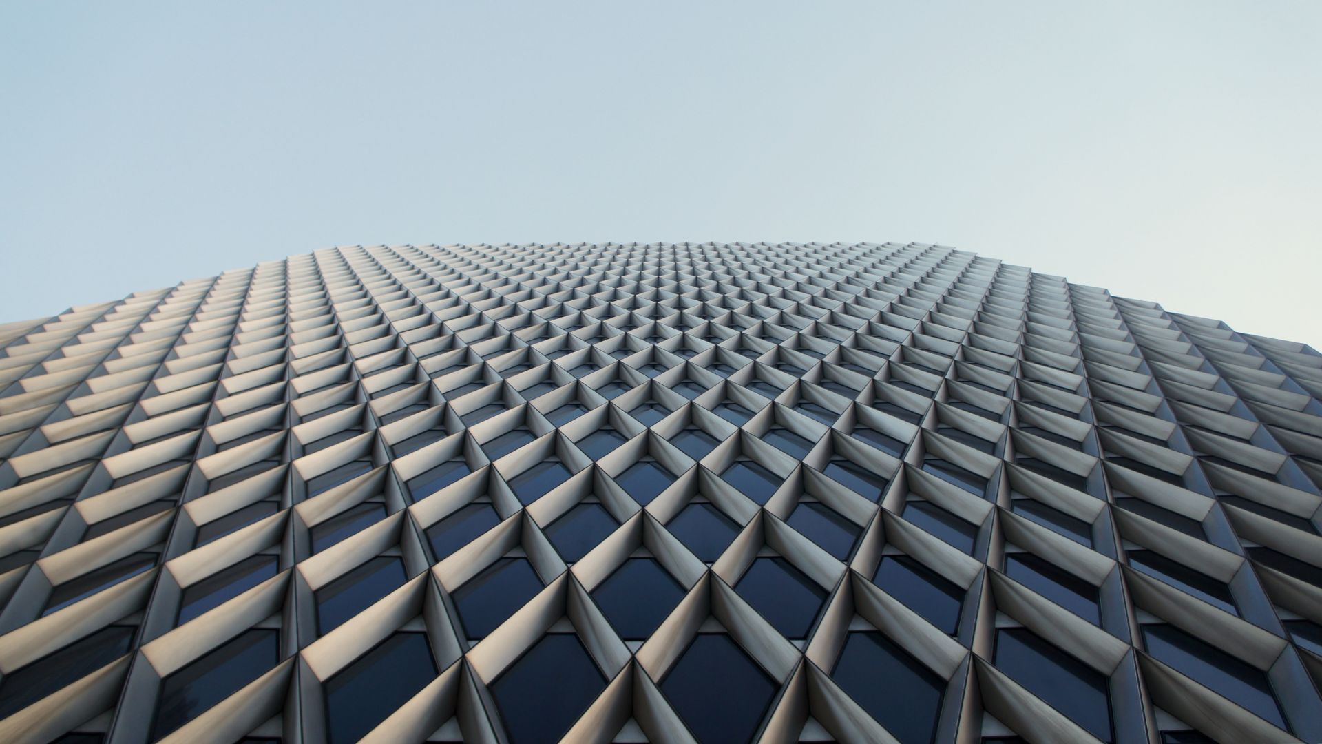 Smart Facades: Buildings that Adapt to the Climate Through their Skin ...